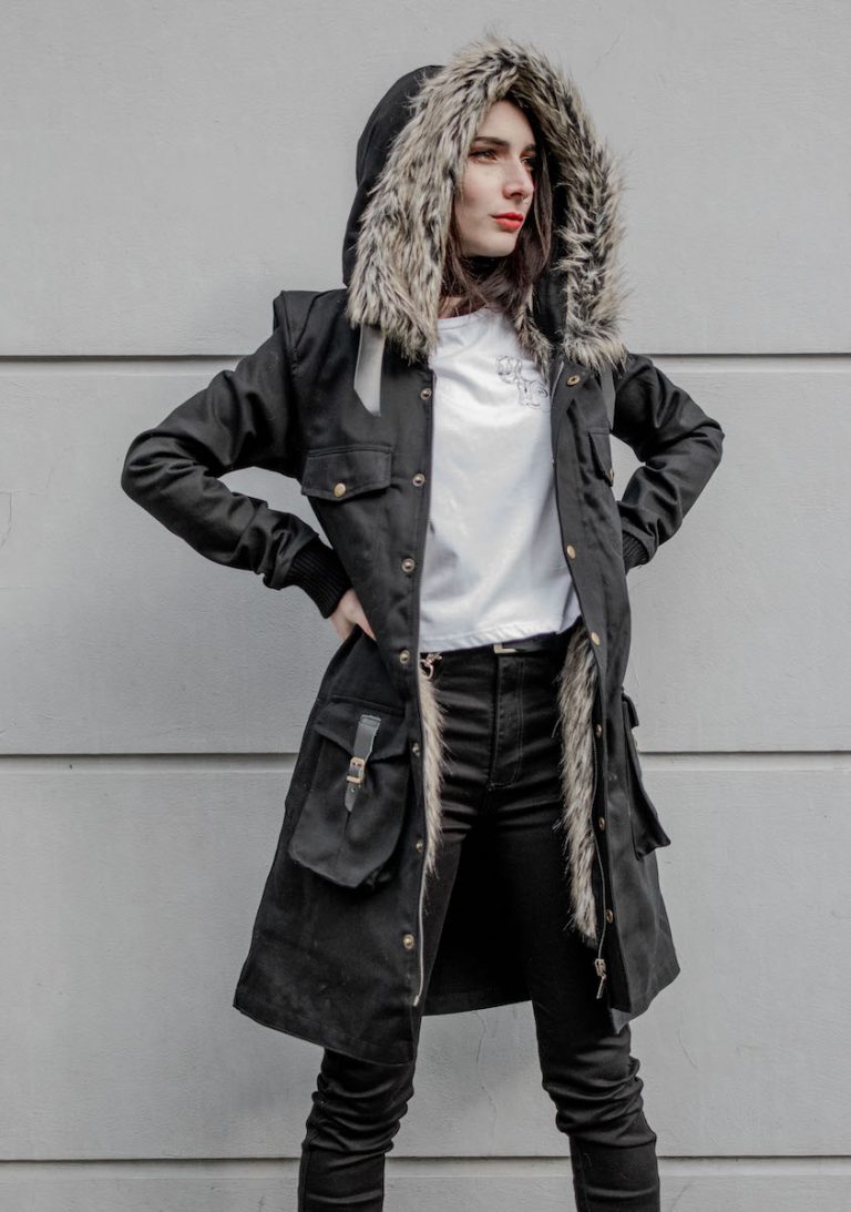 Parka Clásica Negro Mujer - La panaderia rusa